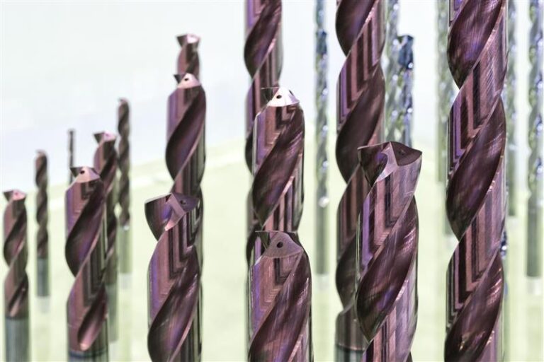 Machining Holes in Metal: Achieving Perfect Holes and Finishes - Kota ...